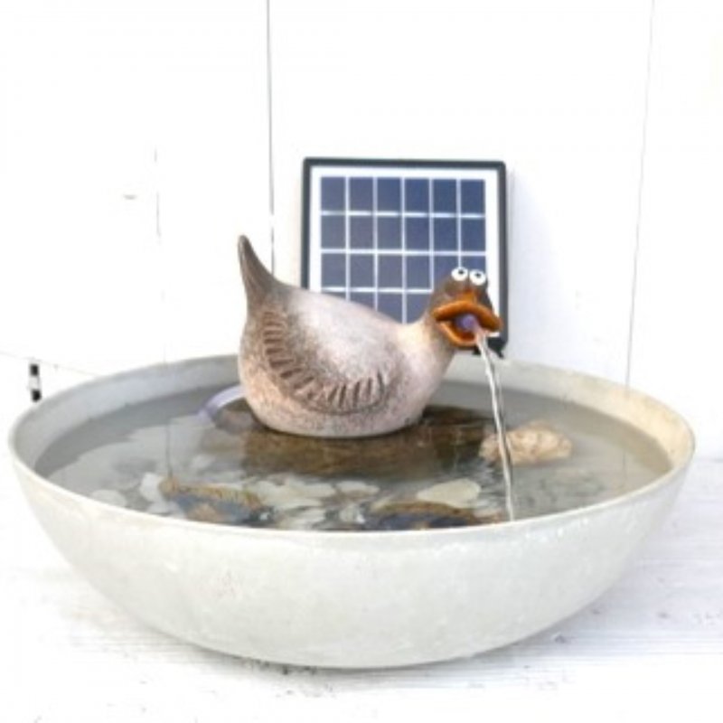 naturgetreue Nachbildung- Ente als Wasserspeier, Keramik, & Solarpum ...